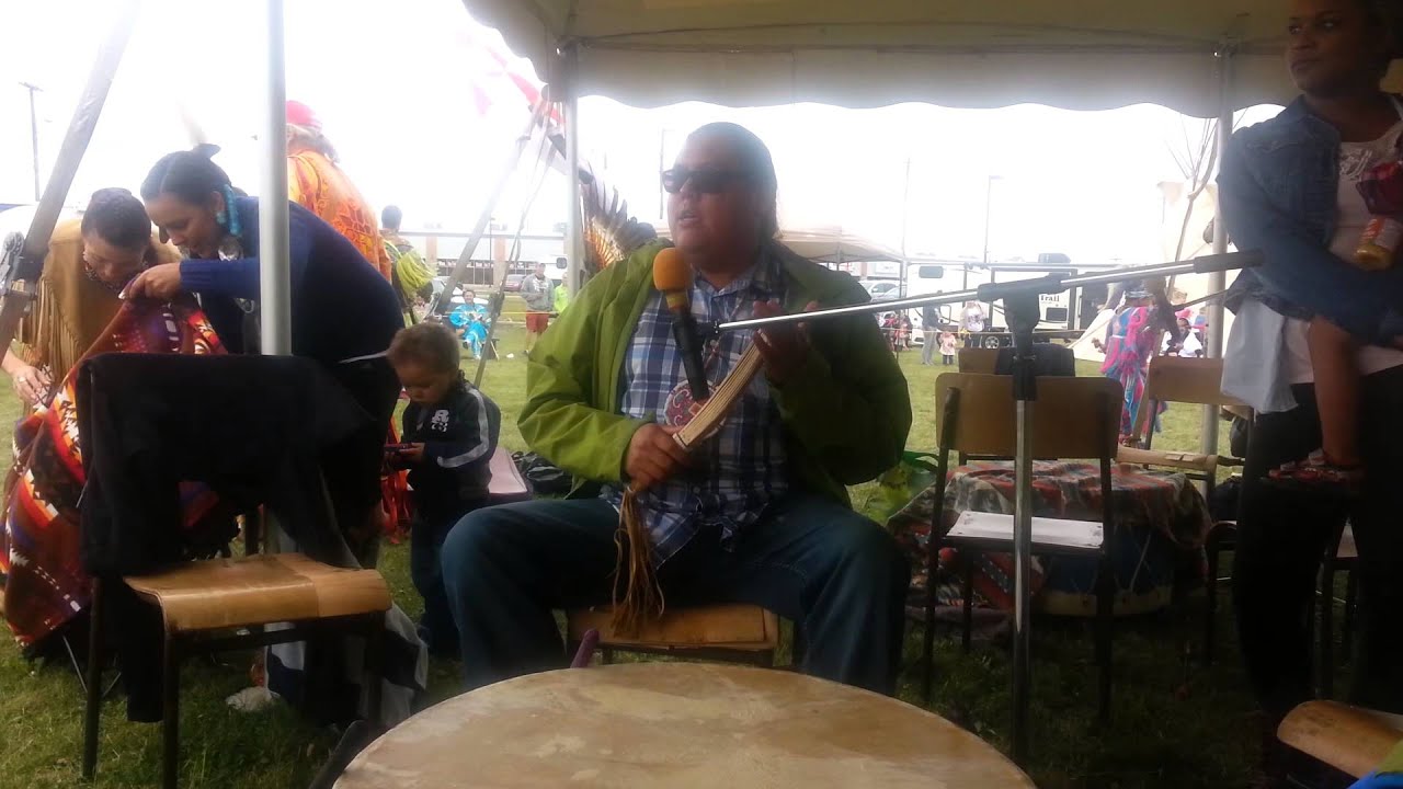 Mb2 powwow- kojua first song - YouTube