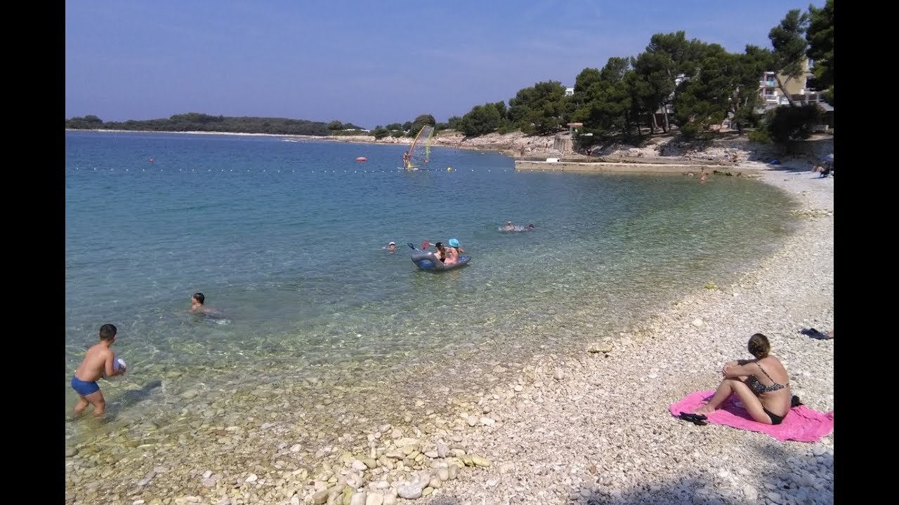 Auto kamp i plaže Peškera Banjole, Pula - YouTube