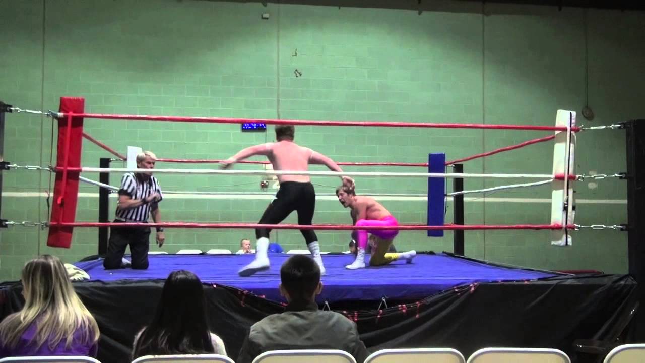 Peace vs Lance Lawrence in Laindon - YouTube