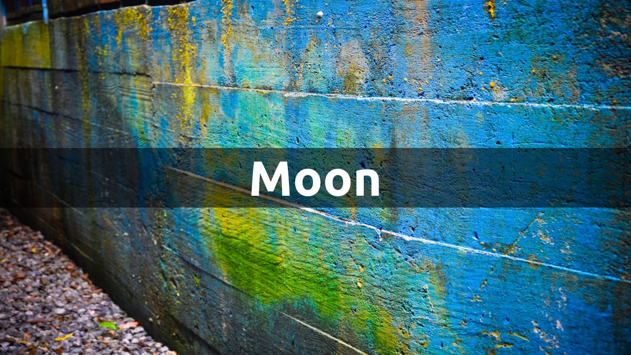 How to pronounce moon in English? - YouTube