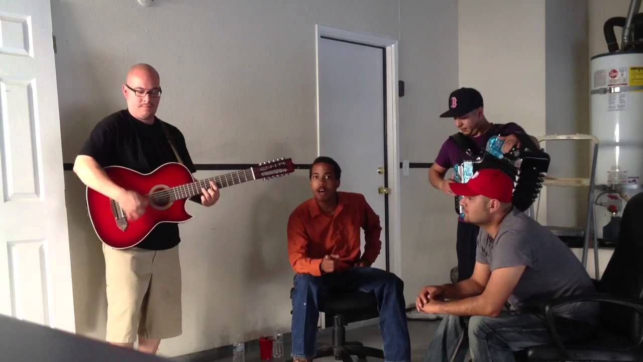 Me duele - El Compa Negro - YouTube