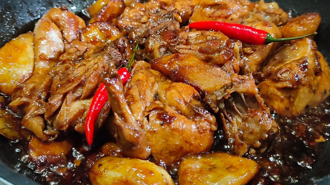 Chicken Adobo Pinatuyo with Saging na Saba/Paano Lutuin Ang Adobo na ...