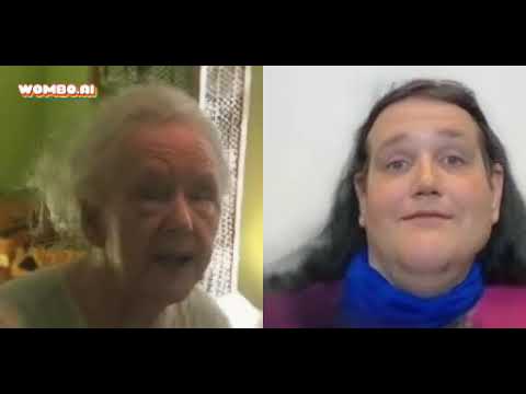 Chris-Chan and Barb sing “Hakuna Matata” - YouTube