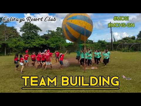 GIANT VOLLEYBALL & BUILDING BLOCKS GAME l TEAM BUILDING - YouTube