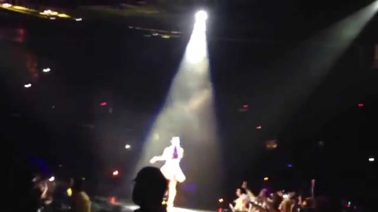 Katy Perry Prismatic World Tour in Edmonton This Moment - YouTube