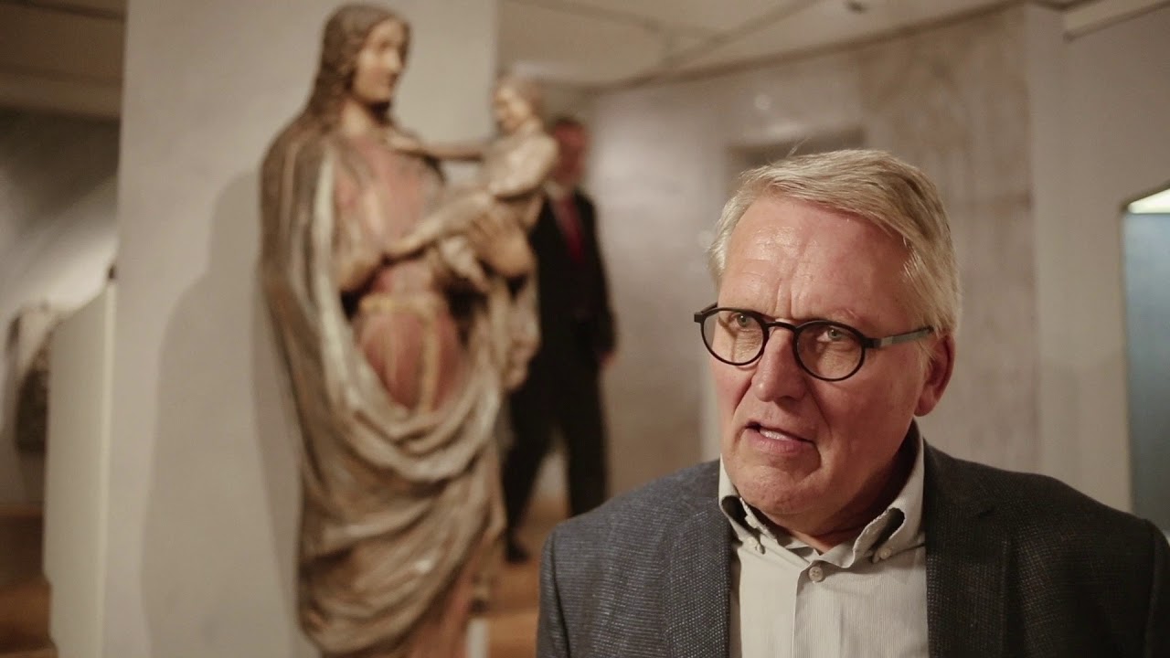 Prof. Thomas Sternberg zur GOTIK Ausstellung in Paderborn - YouTube
