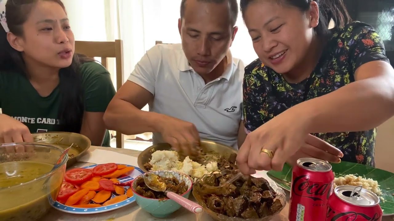 Local khasi ko Bhutan / Nepali style/ family mukbang # yummy food - YouTube