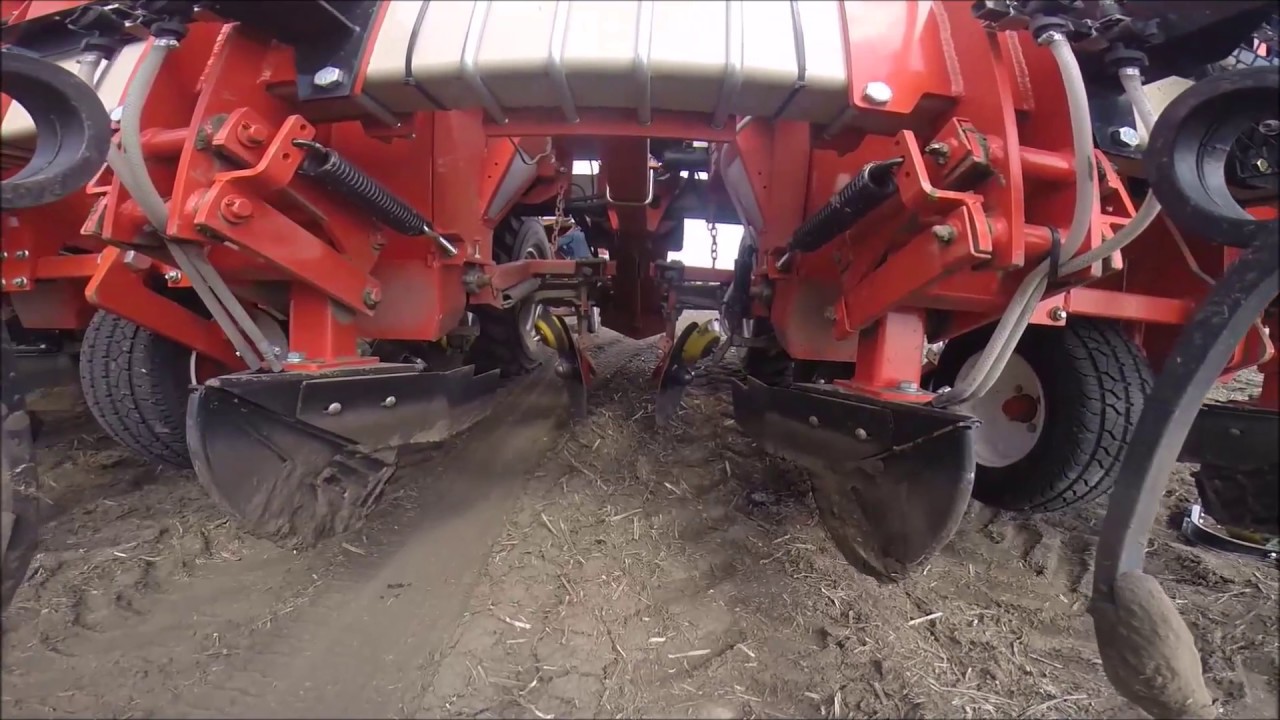 Harriston Planter with Devloo Roto Mud Scrapers - YouTube