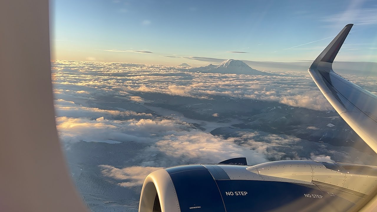 Spectacular Seattle Climbout Delta Airlines A321neo - YouTube