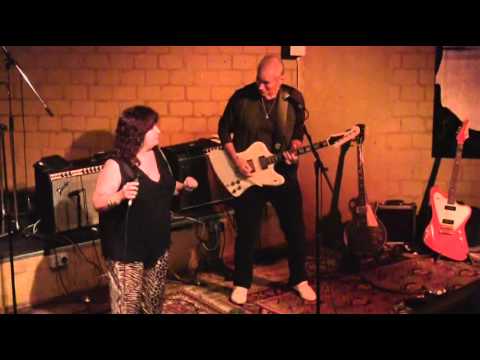 02.10.2013: KAL DAVID BAND feat. MISS LAURI BONO - Bluesgarage ...
