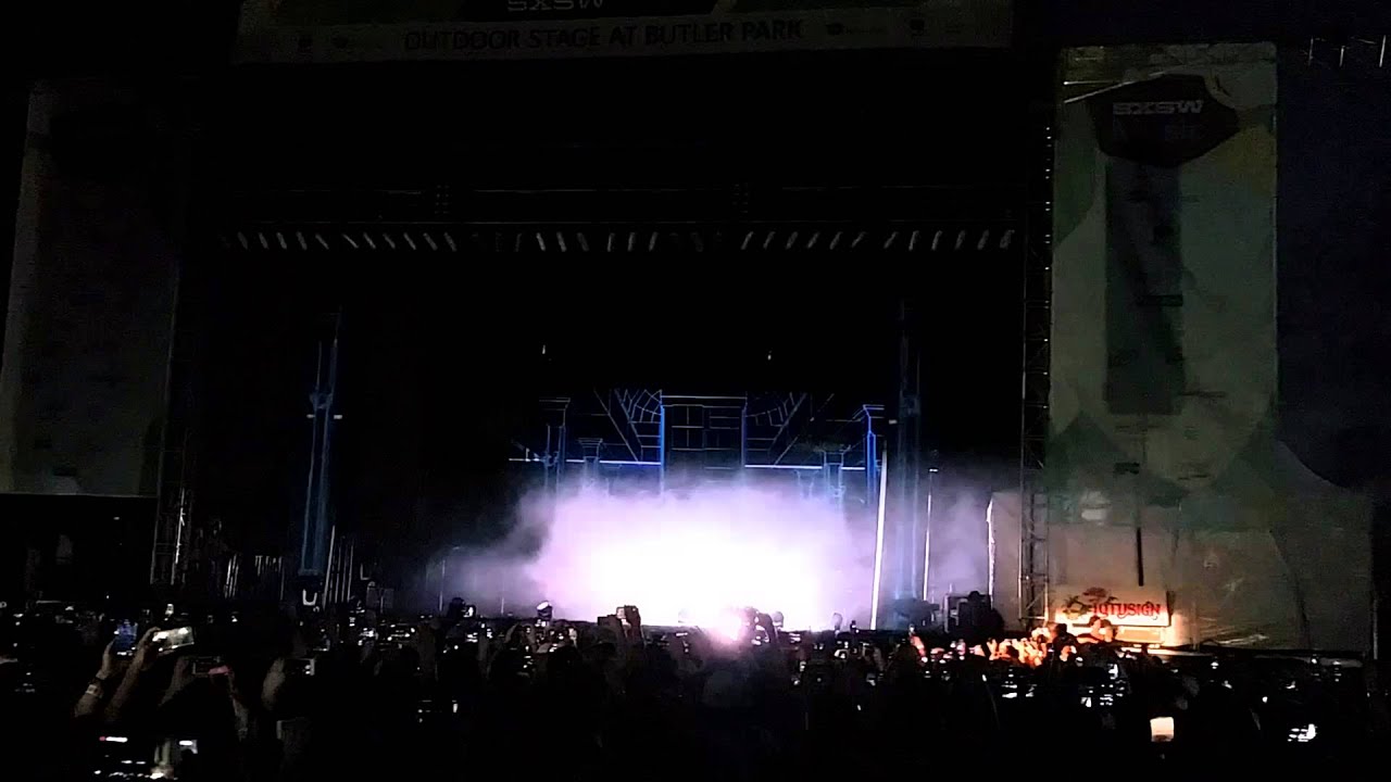 Childish Gambino Deep Web Tour Opening SXSW - YouTube