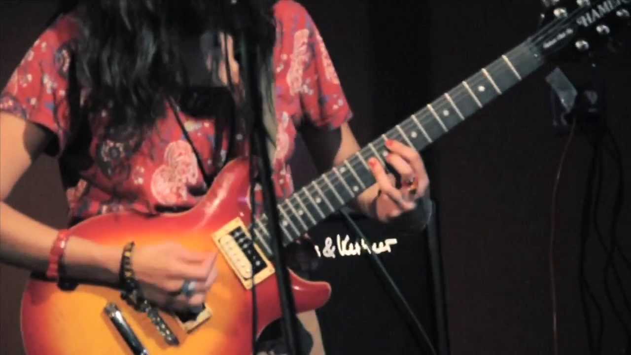 Pleasantry- The Snaz - YouTube