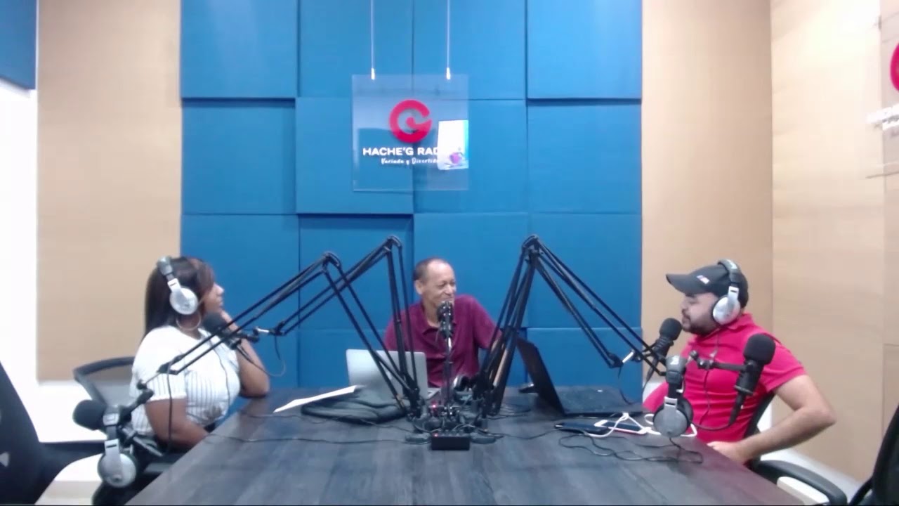 En 4 Ruedas Radio Show - El Carro de Concho del Dominicano - YouTube