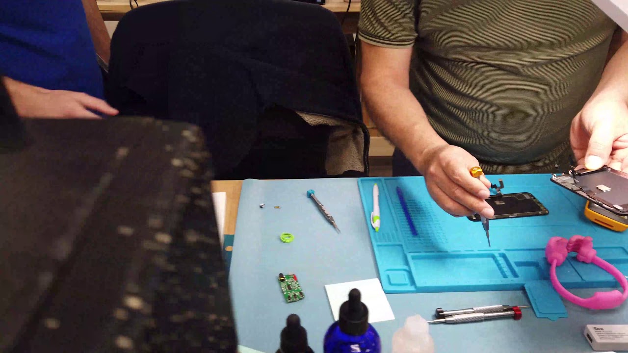 LIVE Cell Phone Repair Training Course, CellBotics Norcross GA - YouTube