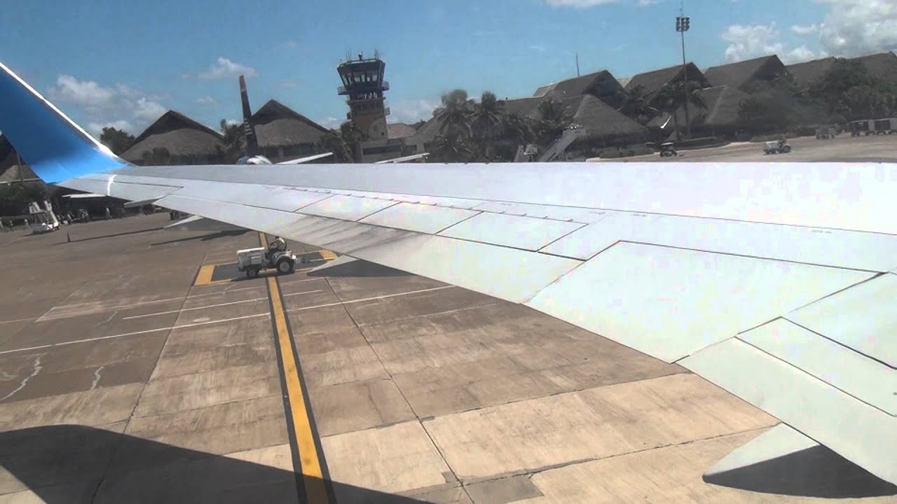 Boeing 767 Engine Start Super Sound 1008p HD Punta Cana - YouTube