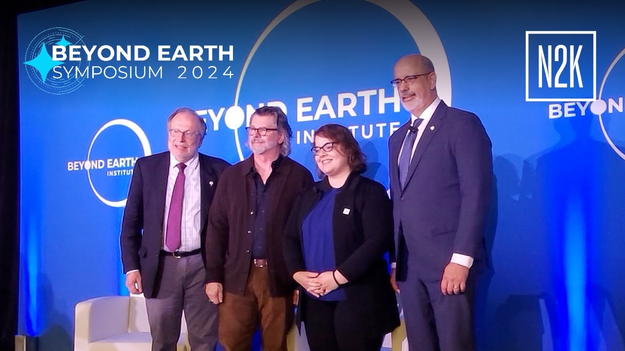 Beyond Earth Symposium Ronald D Moore and Maria Varmazis - YouTube