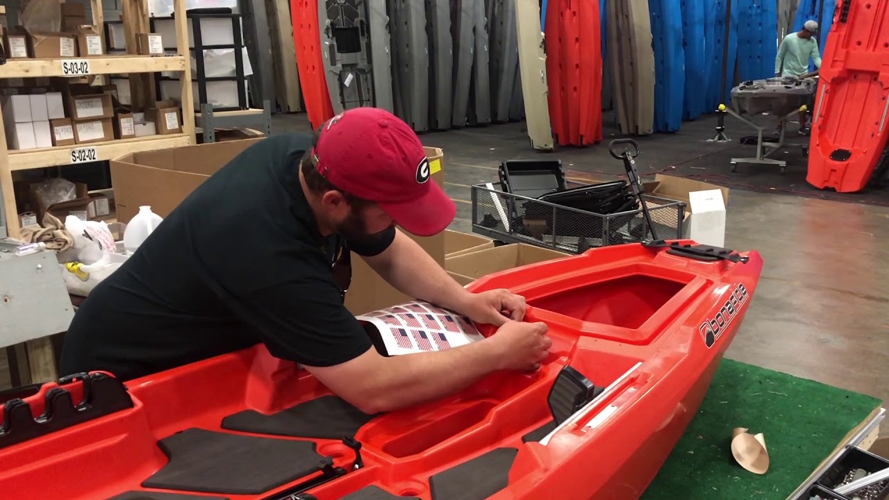 How a Kayak is Made - Bonafide SS107 - Made in the USA - YouTube