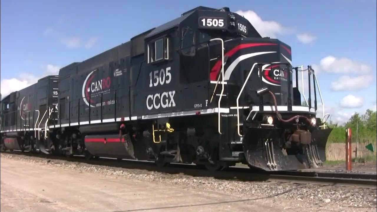 Ex MoPac GP15's Moving Light Out Of Transcona (5/26/24) - YouTube