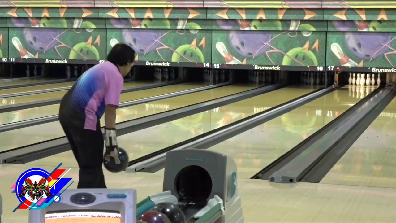Brunswick GS-96 Pinsetter - 7 Pin off spot - YouTube