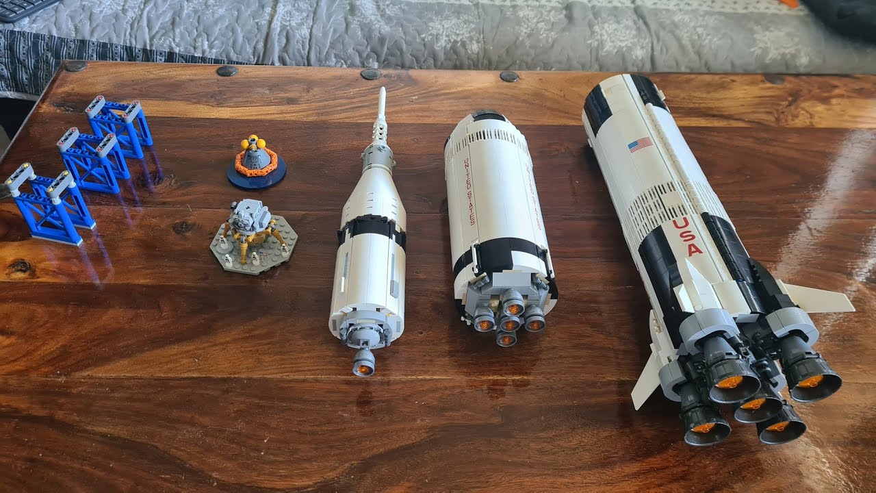 Saturn V assembly - YouTube