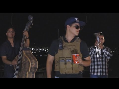 Kevin Lugo - Rayas De Jefe (video oficial) - YouTube