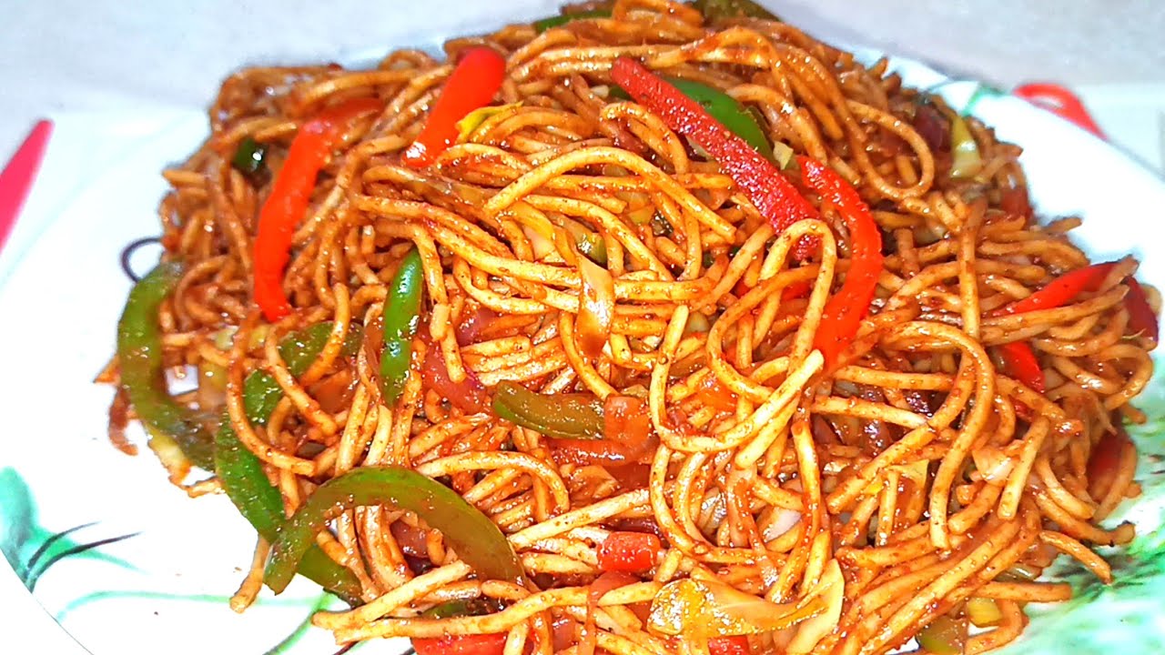 veg chaumin noodles recipe | सिर्फ घर की चीजों से स्पाइसी नूडल्स बनाने ...