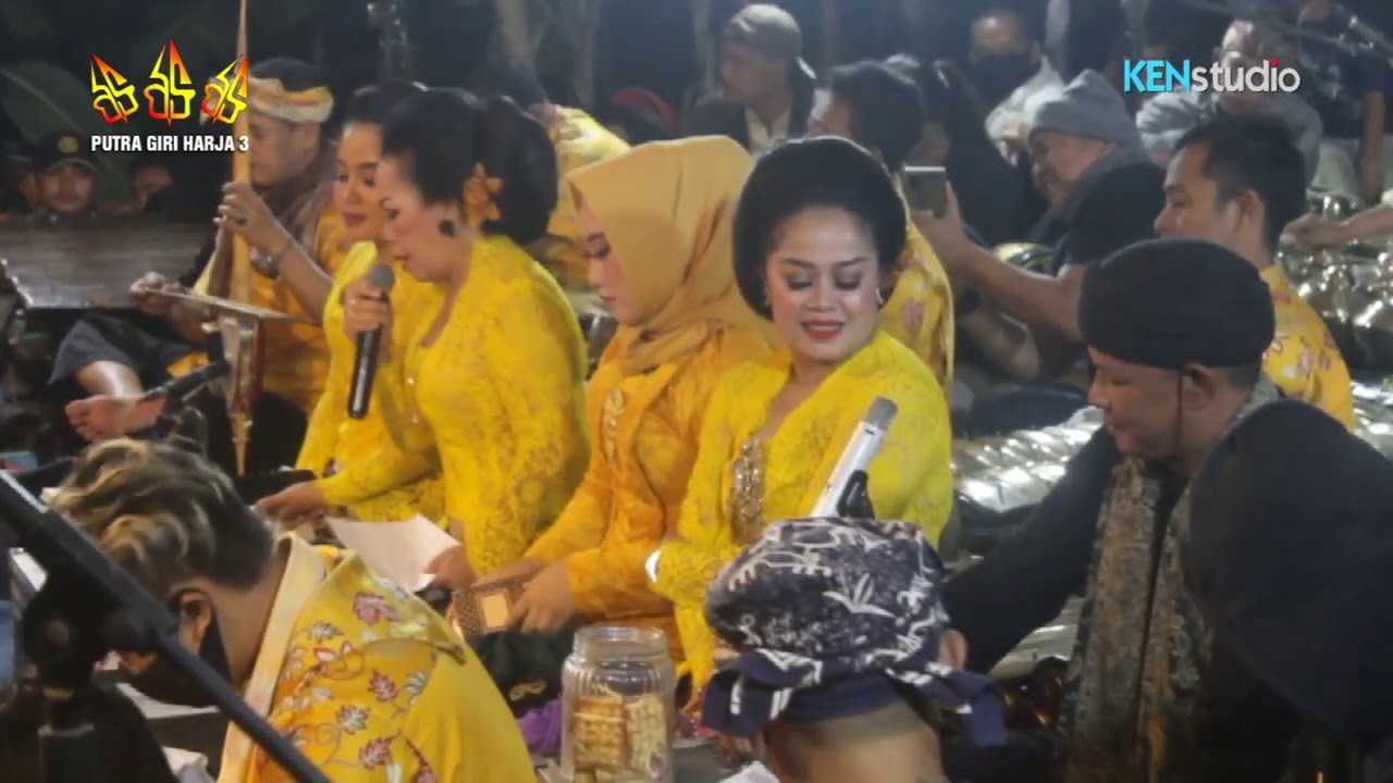 Pas Mantap Komposisi Vokal Alok Ayah Widhy, Ohang & Sinden Wayang Golek ...