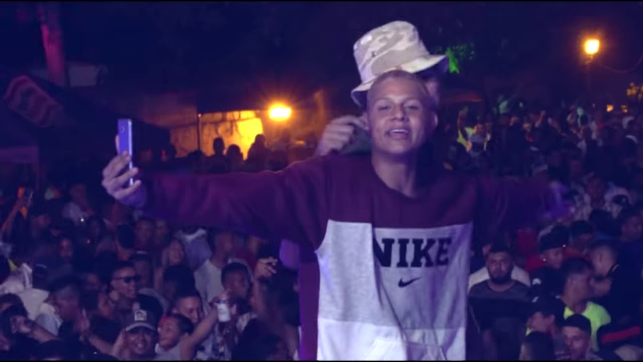 Volvió el Amor Eddy Jay Audio en vivo - YouTube