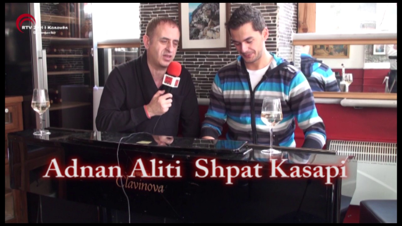 Shpat Kasapi -Valle Kosovare-Live - YouTube