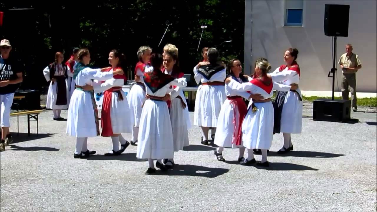 KUD Delnice - Folklorna skupina na Petehovcu - YouTube
