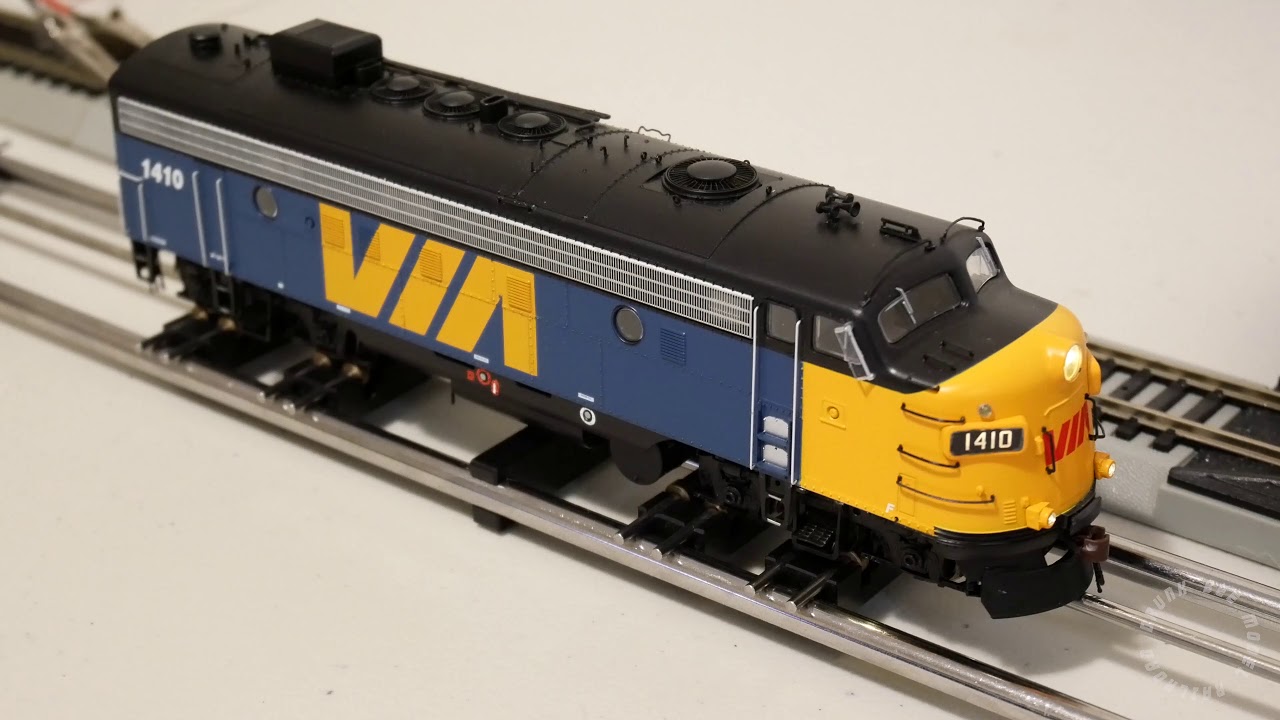 Function Demo: Rapido FP9A (2016 Version) VIA 1410 - YouTube