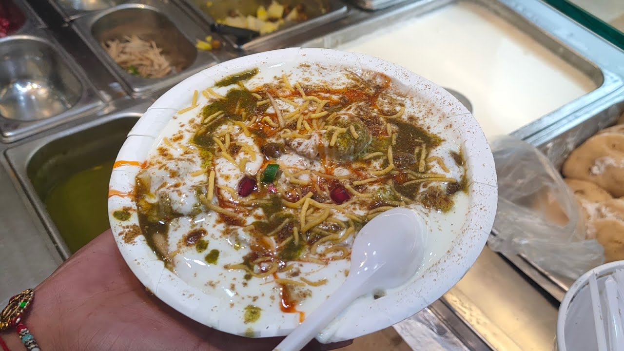 DAHI PAPRI CHAT #shimla GALI GALI FOOD #himachal - YouTube