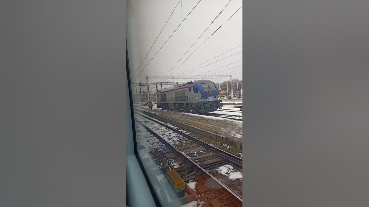 Wjazd na stację Olsztyn Główny Polregio SA133 Ełk-Olsztyn Główny - YouTube