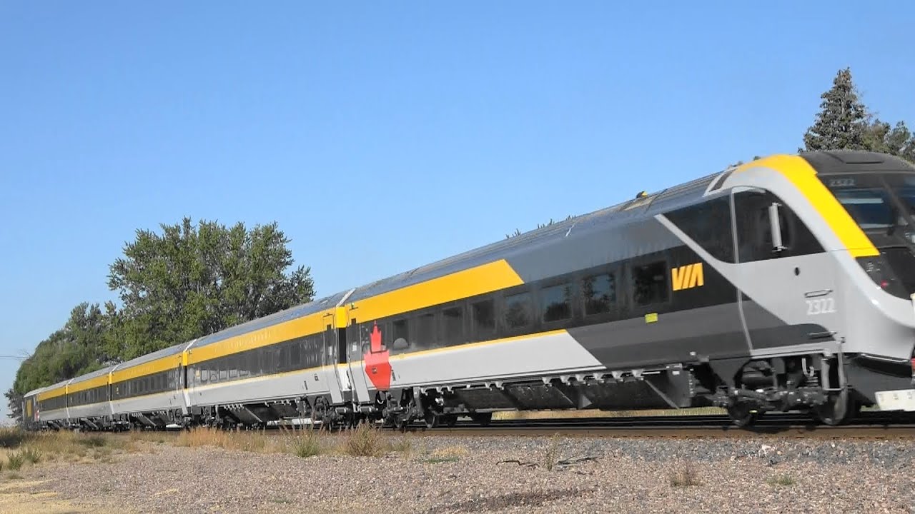 VIA Rail Set On The UP, Grand Mound, IA 10/3/24 - YouTube