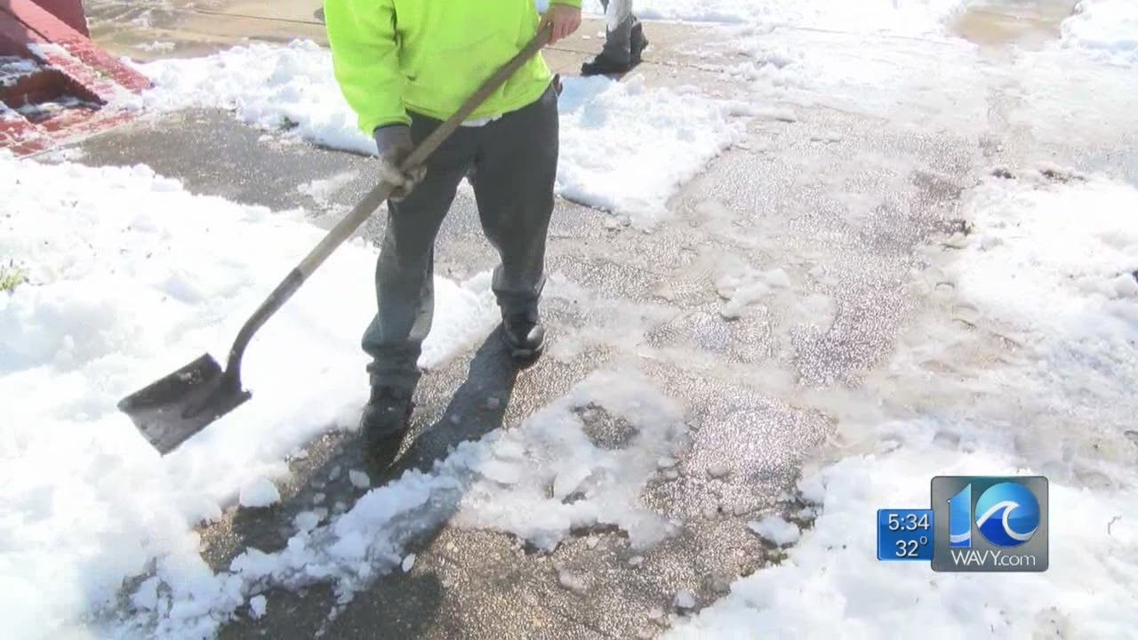 Joe Fisher on inmates removing snow - YouTube