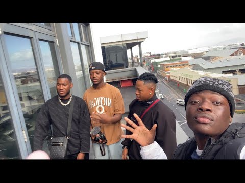 Ghost Hlubi & King Oumar invited me to Smash or Pass and this happened ...