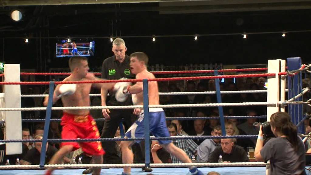 KBO Boxing - Tom Underdown v Simon Truelove - Casino Rooms - YouTube