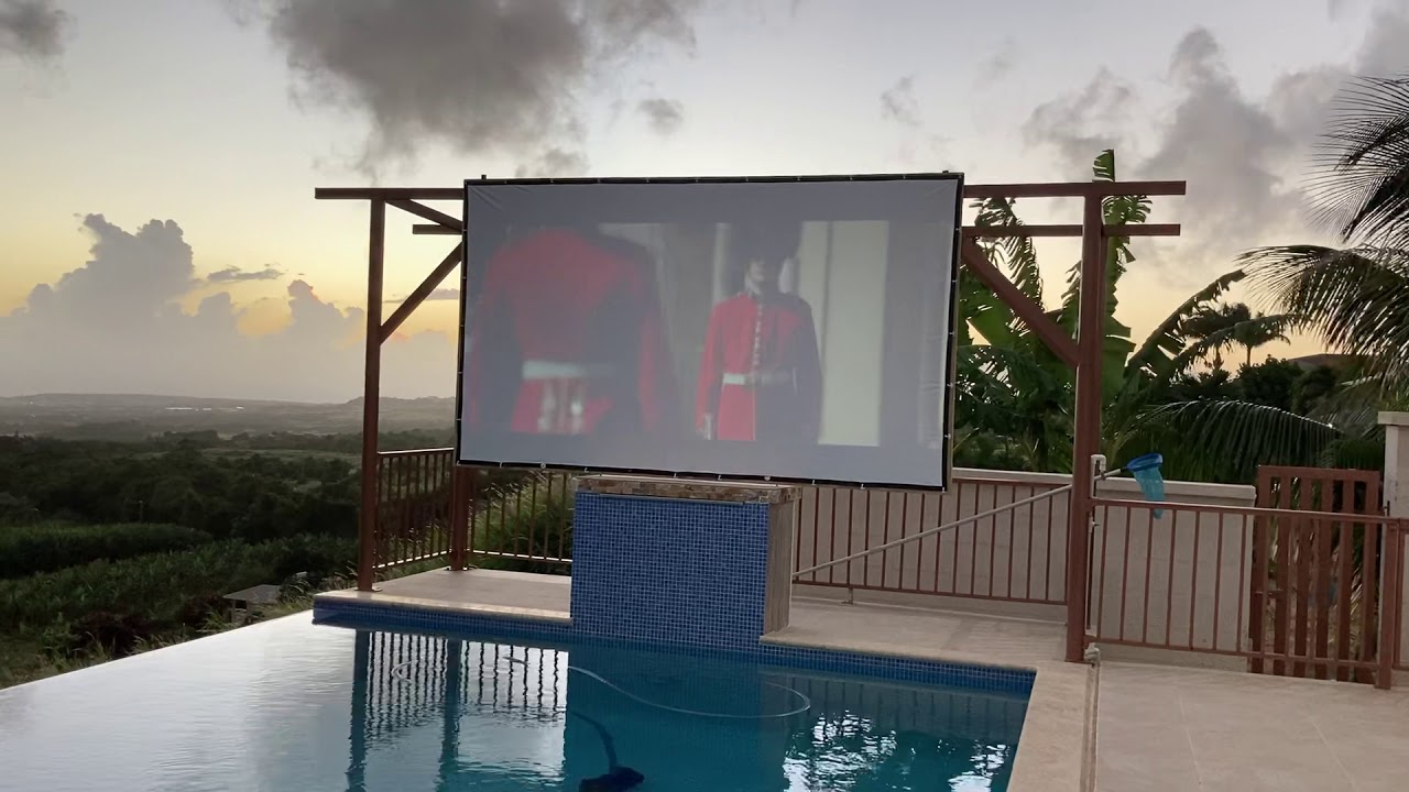 Epson PowerLite 992F 4000-Lumen Full HD Projector - YouTube