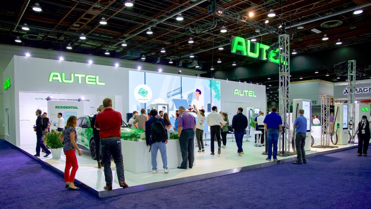 Autel - Detroit Auto Show Booth Tour | جولة داخل جناح أوتل في معرض ...