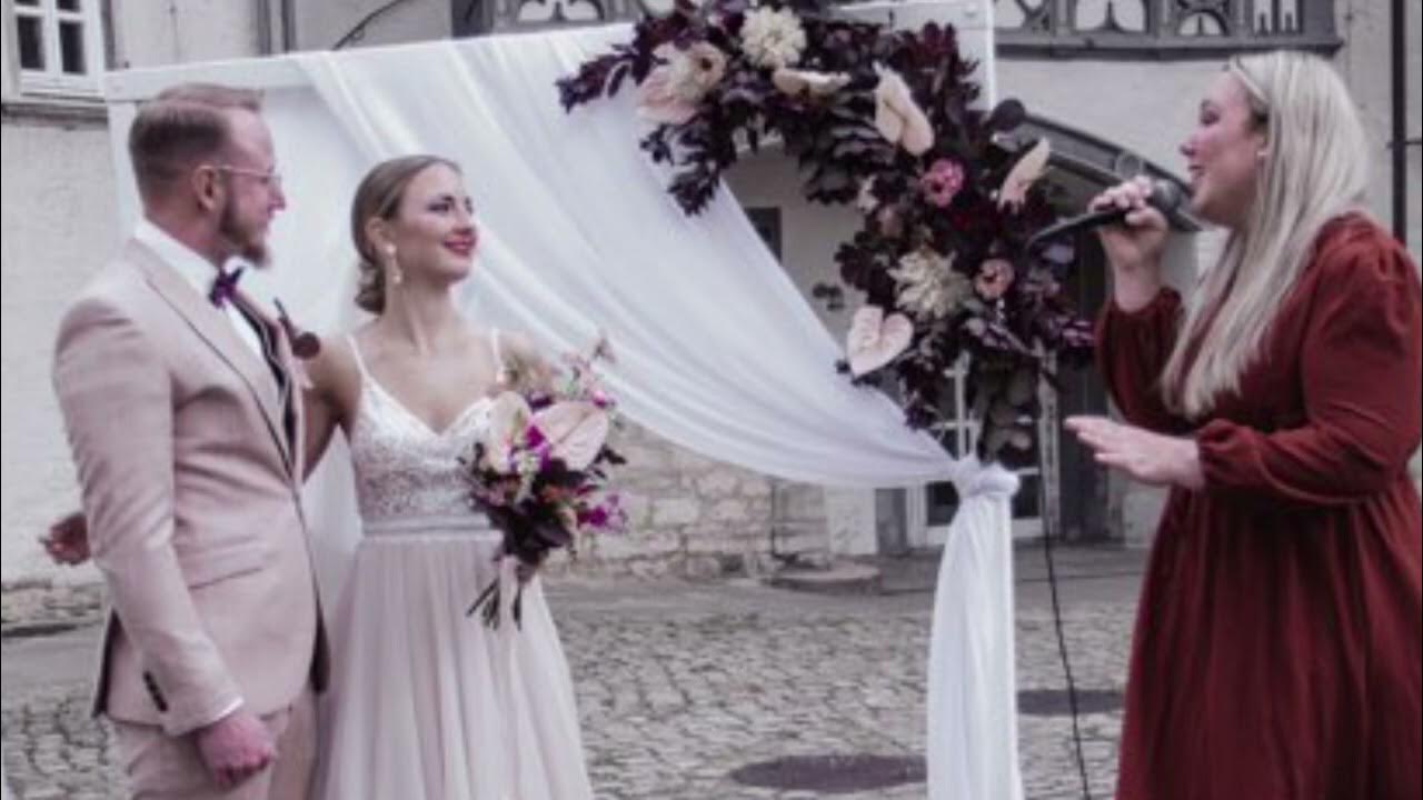 Kleiner Finger Schwur - Florian Künstler (Official Cover Lisa Ziebart) - YouTube