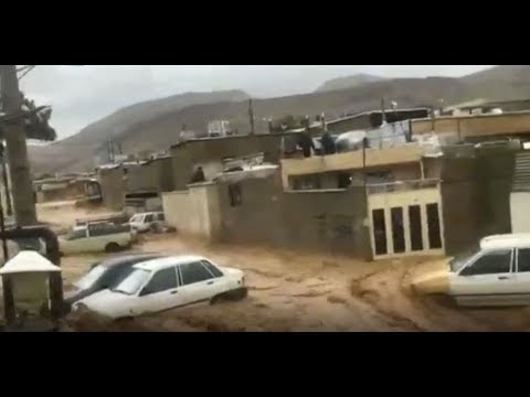 İranda daşqınlar: “Evin damında qalmışıq”