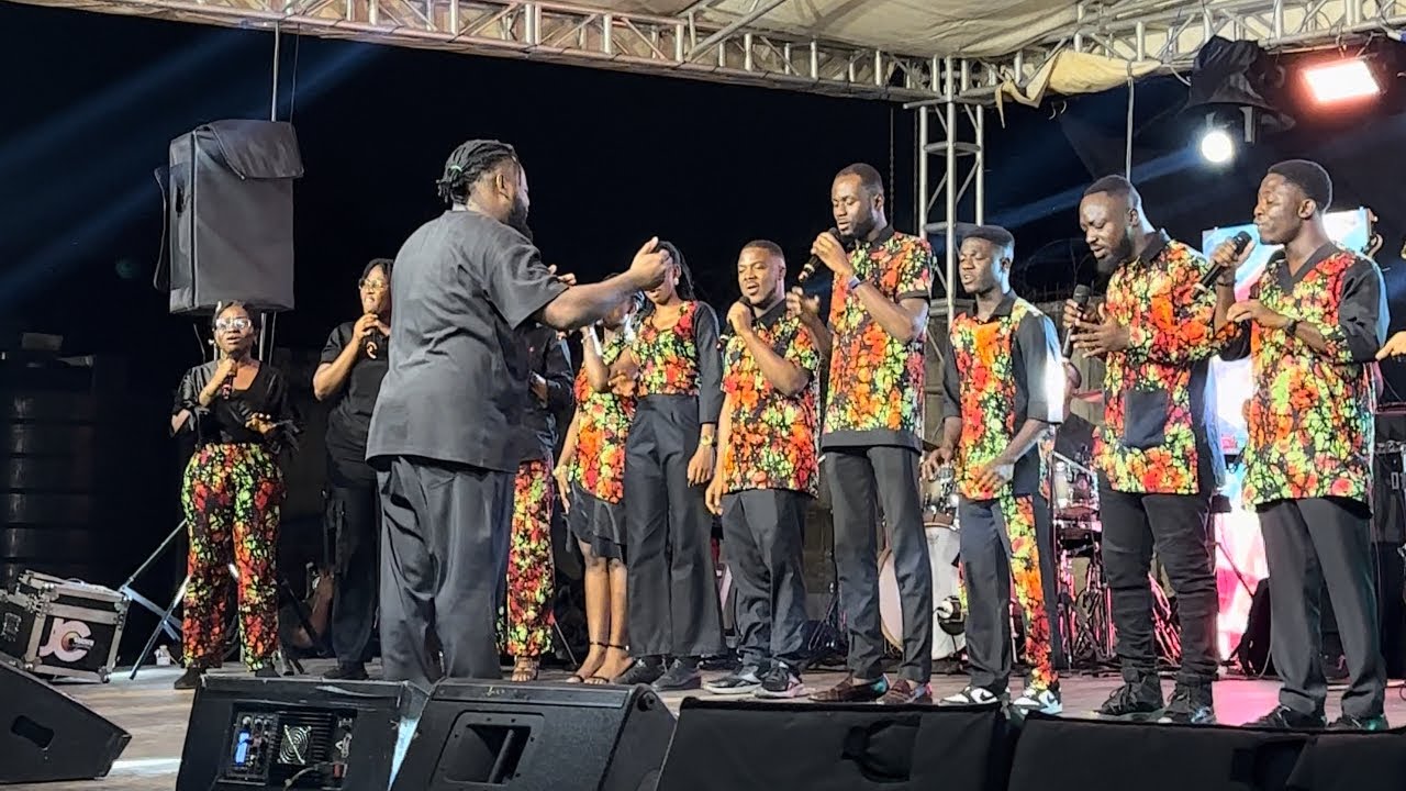 The Blood Crew Arrival & Powerful Ministrations at OVERWHELMING MIRACLE ...