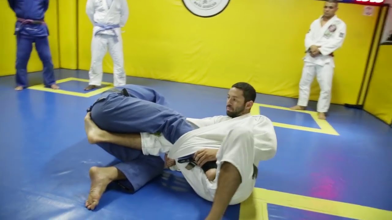 Berimbolo back take - YouTube