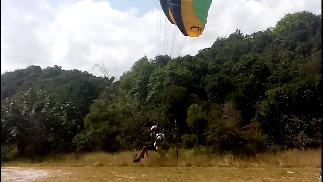 Paragliding di Bukit Bubus, Kerandang, Besut - YouTube