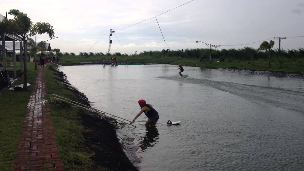 MC wakeboarding at Republ1c Wake Park, Nuvali - YouTube