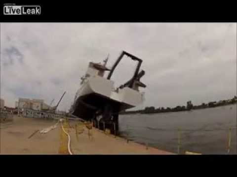 Ship launch goes horribly wrong. Epic fail. - YouTube