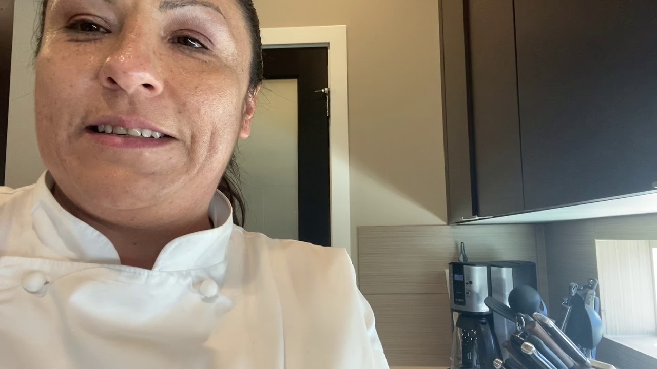 Cooking with Chef Laura "Cacio e Pepe & Pasta Carbonara" - YouTube