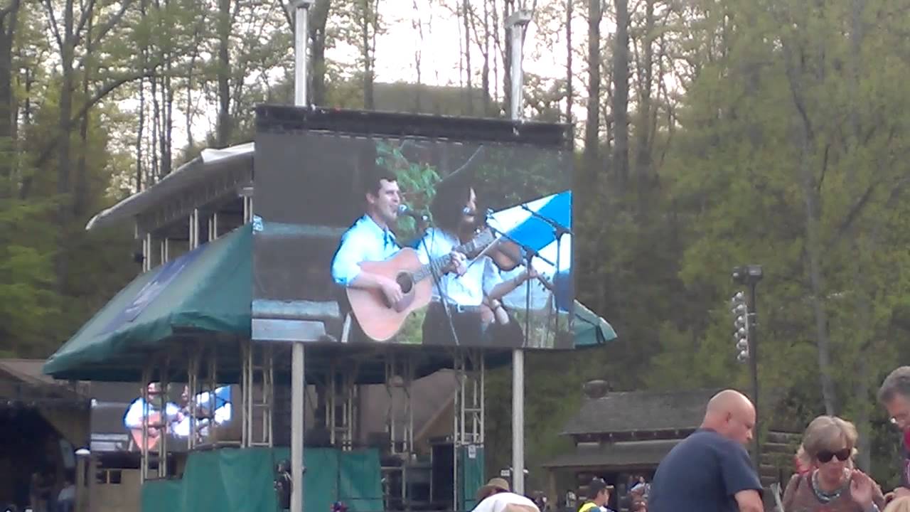 Mipso - "Louise" Merlefest 2015 Cabin Stage - YouTube