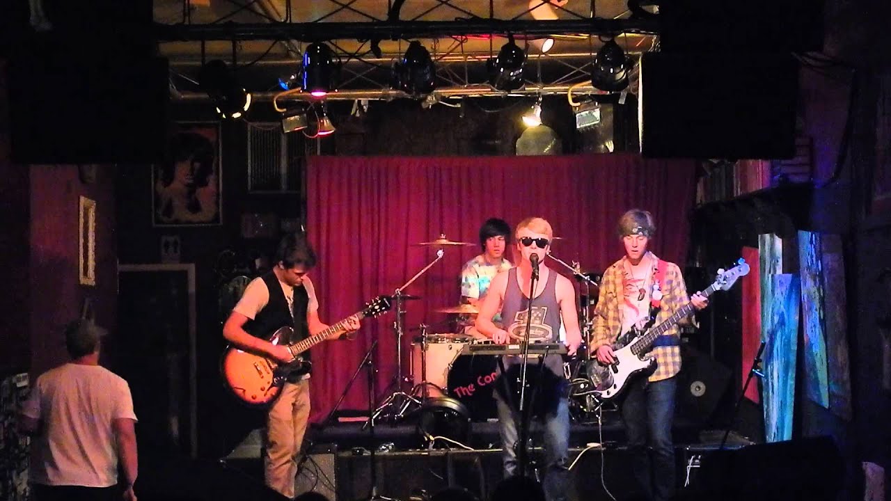 The Contras 1 - YouTube