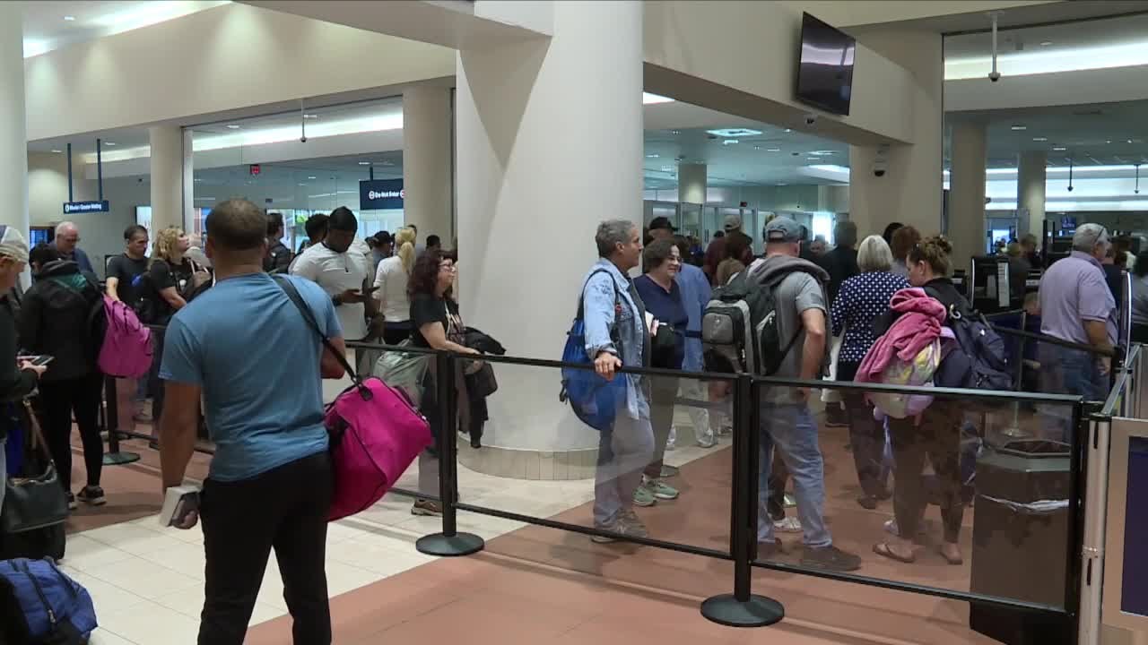 TSA offers travel tips during record-breaking holiday season - YouTube